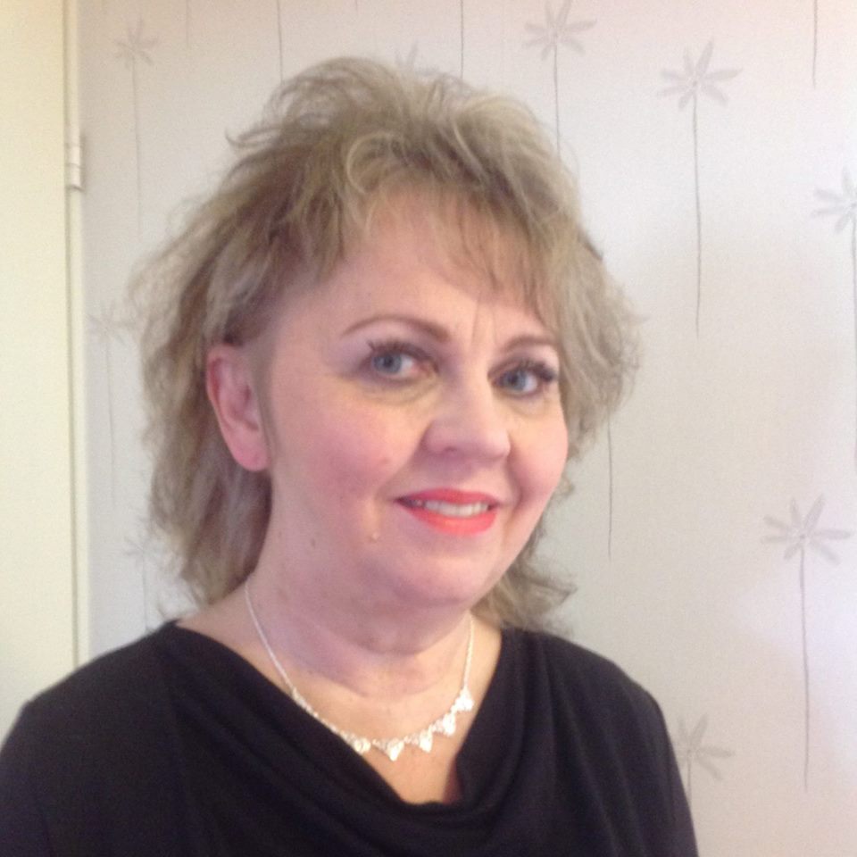 Yhteystiedot – Kiuruveden Maalaiskaupunginteatteri